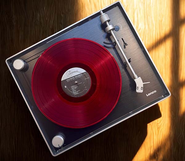 Lenco L-455BK Turntable | Analog Planet